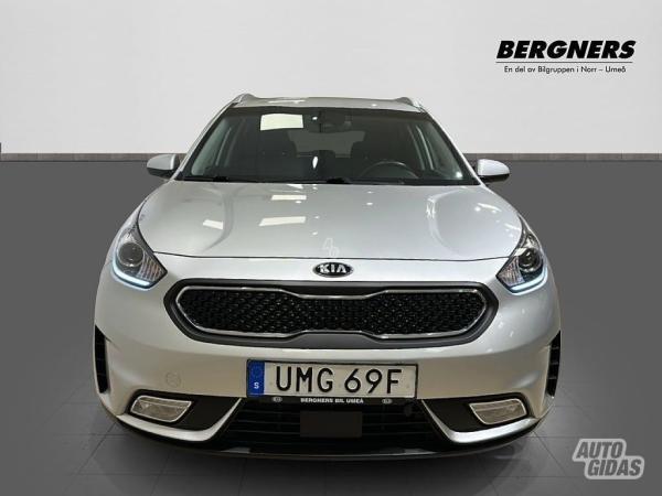 Grey Kia Niro 2019 in Kaunas, with an engine capacity of 0.00 L and mileage of 62 thousand km for 21452 €, photo 2 on AUTOMOTO.COM.LV