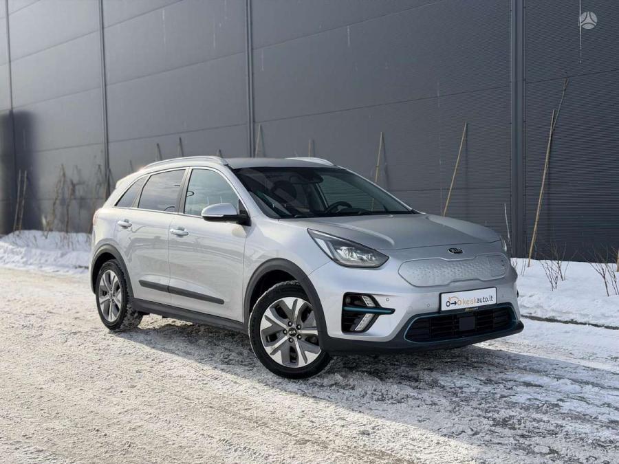 Pelēks Kia Niro 2019 Viļņa, ar dzinēja tilpumu 0.00 L un nobraukumu 220 tūkst. km par 12800 €, foto 1 vietnē AUTOMOTO.COM.LV