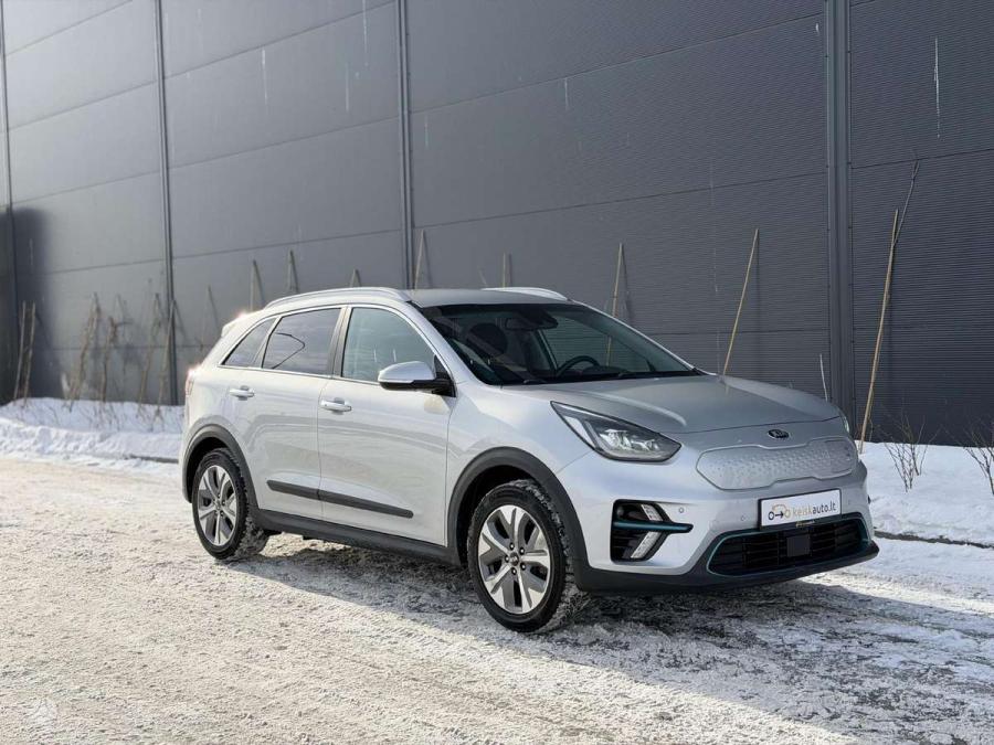 Pelēks Kia Niro 2019 Viļņa, ar dzinēja tilpumu 0.00 L un nobraukumu 220 tūkst. km par 12800 €, foto 7 vietnē AUTOMOTO.COM.LV