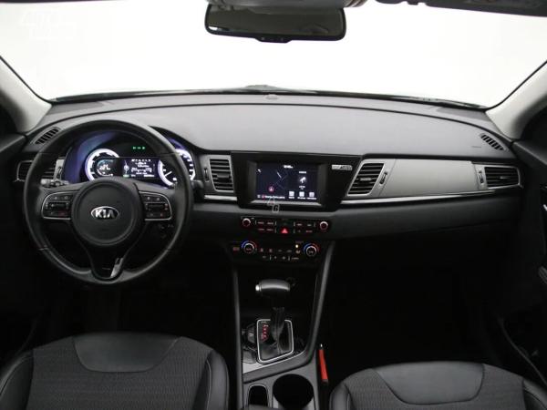 Pelēks Kia Niro 2019 Viļņa, ar dzinēja tilpumu 1.60 L un nobraukumu 207 tūkst. km par 11899 €, foto 2 vietnē AUTOMOTO.COM.LV