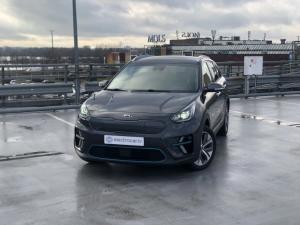 Grey Kia Niro 2019 in Riga, with an engine capacity of 0.00 L and mileage of 79 thousand km for 19900 €, photo 3 on AUTOMOTO.COM.LV