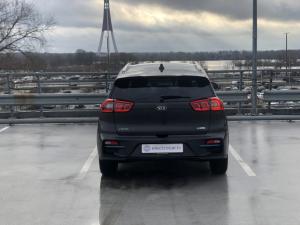 Grey Kia Niro 2019 in Riga, with an engine capacity of 0.00 L and mileage of 79 thousand km for 19900 €, photo 14 on AUTOMOTO.COM.LV