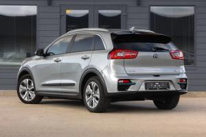 Pelēks Kia Niro 2019 Jelgava, ar dzinēja tilpumu 0.10 L un nobraukumu 159 tūkst. km par 18850 €, foto 3 vietnē AUTOMOTO.COM.LV