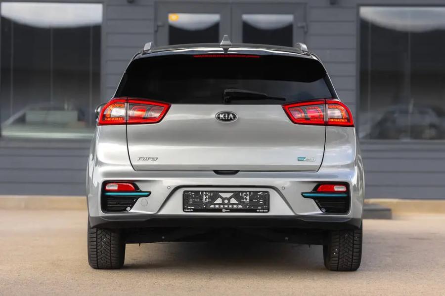 Pelēks Kia Niro 2019 Jelgava, ar dzinēja tilpumu 0.10 L un nobraukumu 159 tūkst. km par 18850 €, foto 7 vietnē AUTOMOTO.COM.LV