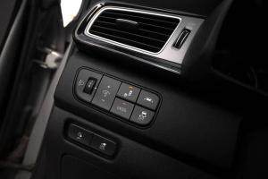 Pelēks Kia Niro 2019 Jelgava, ar dzinēja tilpumu 0.10 L un nobraukumu 159 tūkst. km par 18850 €, foto 17 vietnē AUTOMOTO.COM.LV