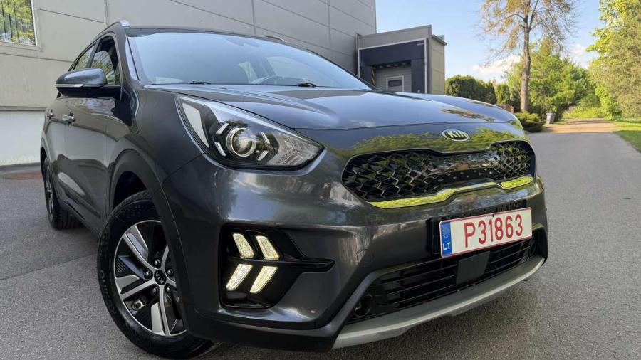 Grey Kia Niro 2019 in Alytus, with an engine capacity of 1.59 L and mileage of 198 thousand km for 13800 €, photo 5 on AUTOMOTO.COM.LV
