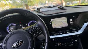 Grey Kia Niro 2019 in Alytus, with an engine capacity of 1.59 L and mileage of 198 thousand km for 13800 €, photo 13 on AUTOMOTO.COM.LV