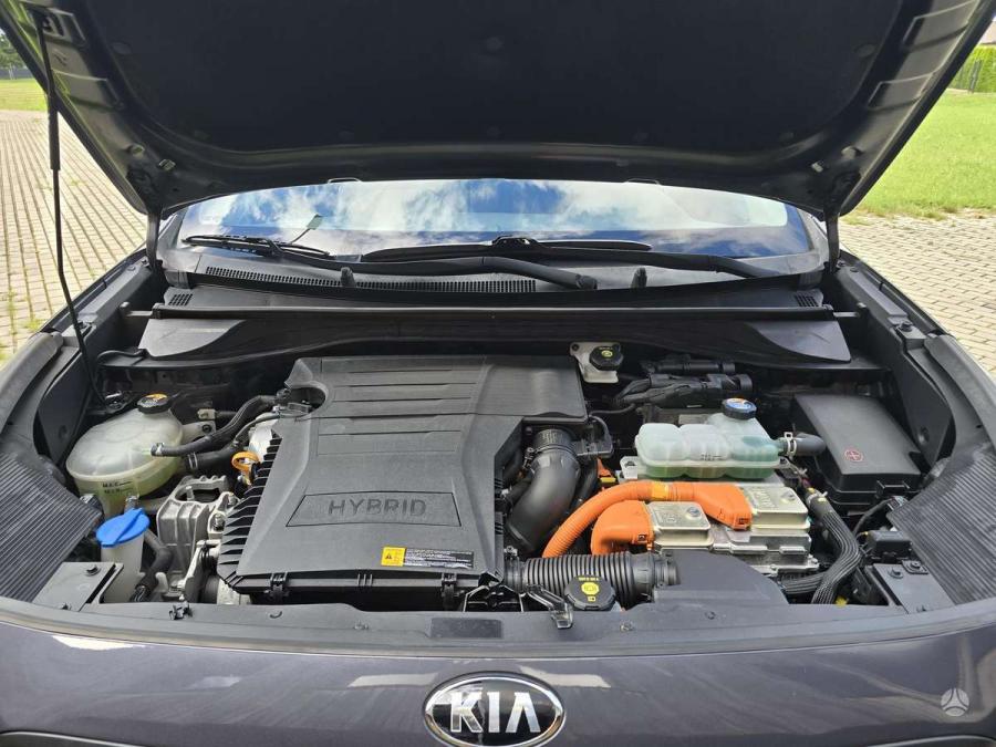 Pelēks Kia Niro 2019 Tauragė, ar dzinēja tilpumu 1.59 L un nobraukumu 207 tūkst. km par 10000 €, foto 31 vietnē AUTOMOTO.COM.LV
