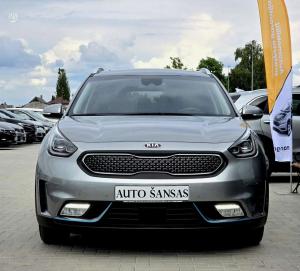 Grey Kia Niro 2019 in Taurage, with an engine capacity of 1.58 L and mileage of 159 thousand km for 15400 €, photo 4 on AUTOMOTO.COM.LV
