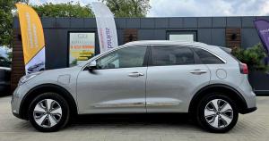 Grey Kia Niro 2019 in Taurage, with an engine capacity of 1.58 L and mileage of 159 thousand km for 15400 €, photo 6 on AUTOMOTO.COM.LV
