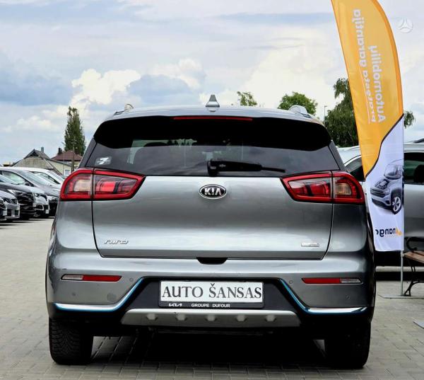 Pelēks Kia Niro 2019 Tauragė, ar dzinēja tilpumu 1.58 L un nobraukumu 159 tūkst. km par 15400 €, foto 9 vietnē AUTOMOTO.COM.LV