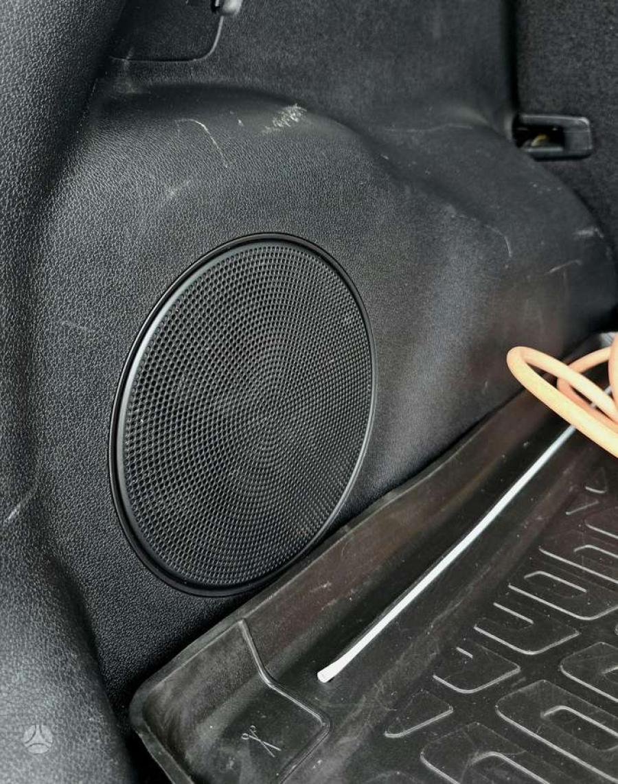 Grey Kia Niro 2019 in Taurage, with an engine capacity of 1.58 L and mileage of 159 thousand km for 15400 €, photo 24 on AUTOMOTO.COM.LV