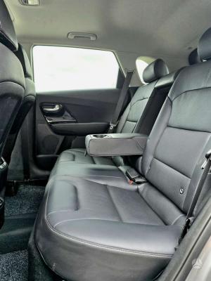 Grey Kia Niro 2019 in Taurage, with an engine capacity of 1.58 L and mileage of 159 thousand km for 15400 €, photo 29 on AUTOMOTO.COM.LV