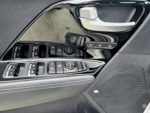 Grey Kia Niro 2019 in Taurage, with an engine capacity of 1.58 L and mileage of 159 thousand km for 15400 €, photo 34 on AUTOMOTO.COM.LV
