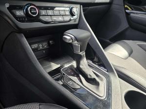 Grey Kia Niro 2019 in Taurage, with an engine capacity of 1.59 L and mileage of 207 thousand km for 9900 €, photo 20 on AUTOMOTO.COM.LV