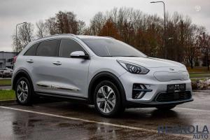 Pelēks Kia Niro 2020 Kauņa, ar dzinēja tilpumu 0.00 L un nobraukumu 112 tūkst. km par 17700 €, foto 3 vietnē AUTOMOTO.COM.LV