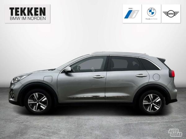 Grey Kia Niro 2020 in Kaunas, with an engine capacity of 1.60 L and mileage of 42 thousand km for 23935 €, photo 2 on AUTOMOTO.COM.LV
