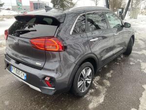 Pelēks Kia Niro 2020 Tauragė, ar dzinēja tilpumu 1.58 L un nobraukumu 100 tūkst. km par 12500 €, foto 6 vietnē AUTOMOTO.COM.LV