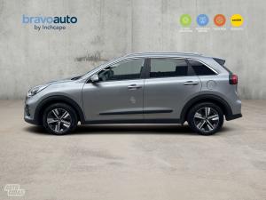 Grey Kia Niro 2020 in Kaunas, with an engine capacity of 1.60 L and mileage of 141 thousand km for 16271 €, photo 3 on AUTOMOTO.COM.LV