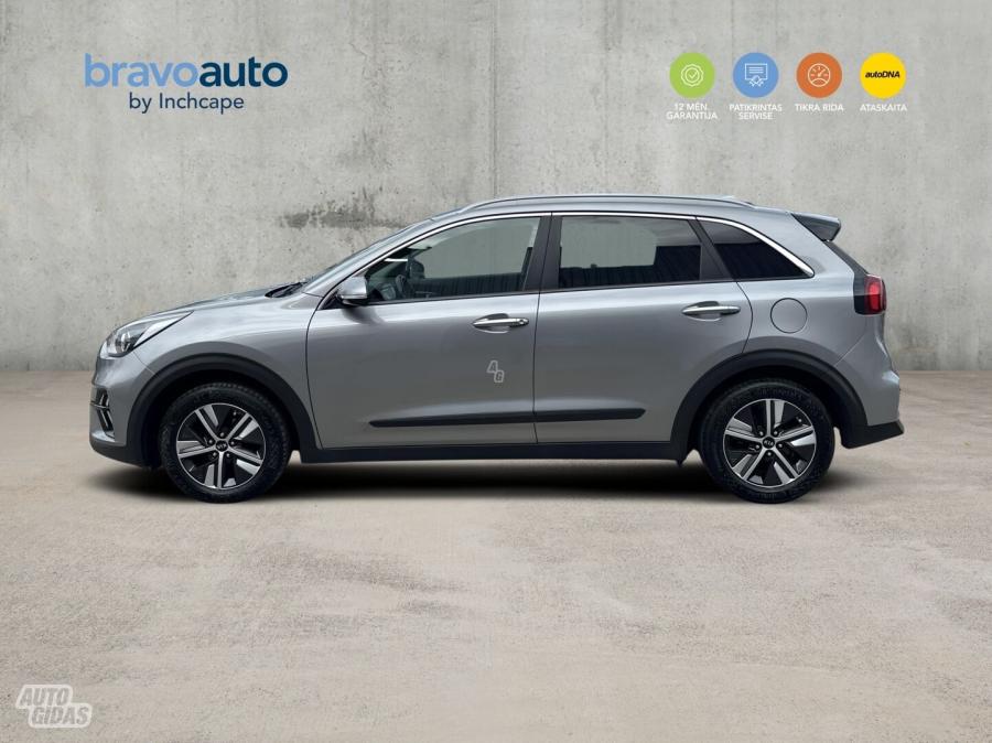 Grey Kia Niro 2020 in Kaunas, with an engine capacity of 1.60 L and mileage of 141 thousand km for 16271 €, photo 3 on AUTOMOTO.COM.LV