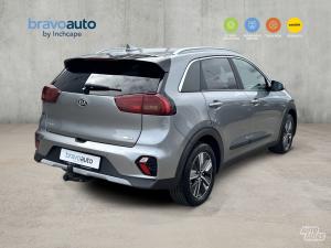 Grey Kia Niro 2020 in Kaunas, with an engine capacity of 1.60 L and mileage of 141 thousand km for 16271 €, photo 6 on AUTOMOTO.COM.LV