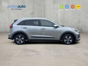 Grey Kia Niro 2020 in Kaunas, with an engine capacity of 1.60 L and mileage of 141 thousand km for 16271 €, photo 7 on AUTOMOTO.COM.LV