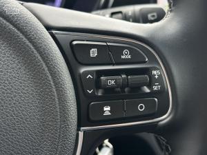 Grey Kia Niro 2020 in Kaunas, with an engine capacity of 1.60 L and mileage of 141 thousand km for 16271 €, photo 17 on AUTOMOTO.COM.LV
