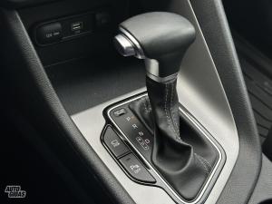Grey Kia Niro 2020 in Kaunas, with an engine capacity of 1.60 L and mileage of 141 thousand km for 16271 €, photo 27 on AUTOMOTO.COM.LV