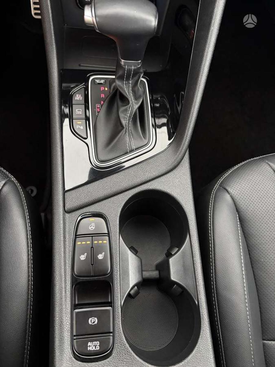 Pelēks Kia Niro 2020 Viļņa, ar dzinēja tilpumu 1.58 L un nobraukumu 134 tūkst. km par 18000 €, foto 16 vietnē AUTOMOTO.COM.LV