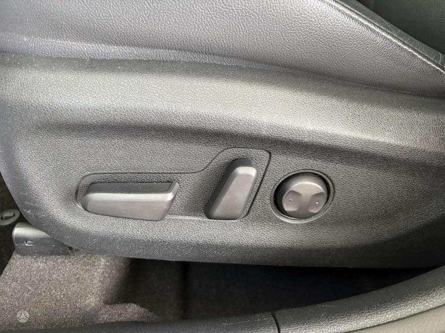 Pelēks Kia Niro 2020 Viļņa, ar dzinēja tilpumu 1.58 L un nobraukumu 134 tūkst. km par 18000 €, foto 22 vietnē AUTOMOTO.COM.LV