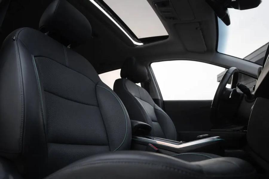 Grey Kia Niro 2020 in Jelgava, with an engine capacity of 0.10 L and mileage of 35 thousand km for 23850 €, photo 19 on AUTOMOTO.COM.LV