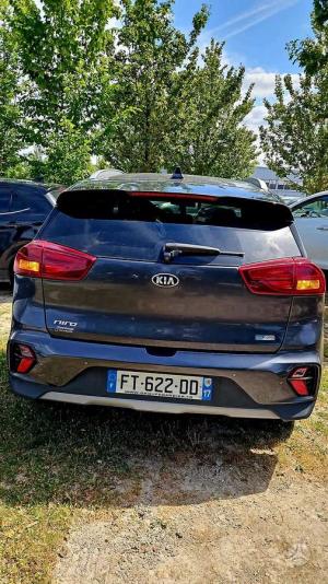 Grey Kia Niro 2020 in Klaipeda, with an engine capacity of 1.58 L and mileage of 188 thousand km for 11800 €, photo 6 on AUTOMOTO.COM.LV