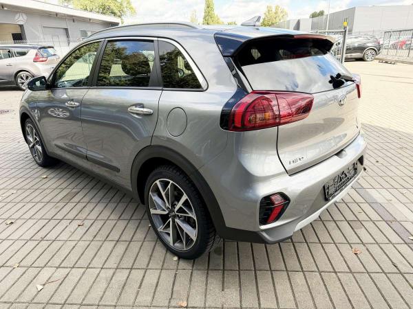 Pelēks Kia Niro 2020 Kauņa, ar dzinēja tilpumu 1.59 L un nobraukumu 232 tūkst. km par 12900 €, foto 5 vietnē AUTOMOTO.COM.LV