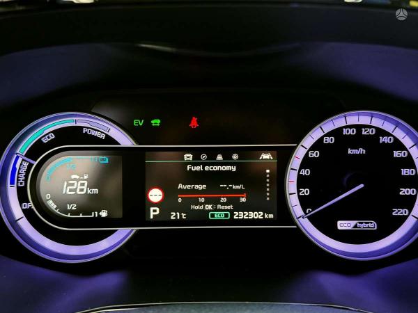 Pelēks Kia Niro 2020 Kauņa, ar dzinēja tilpumu 1.59 L un nobraukumu 232 tūkst. km par 12900 €, foto 10 vietnē AUTOMOTO.COM.LV