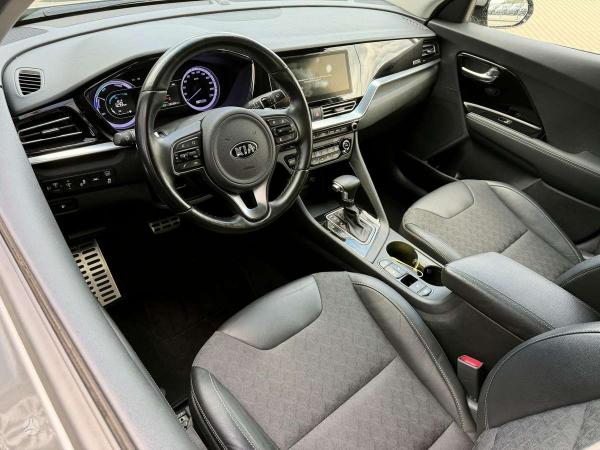 Pelēks Kia Niro 2020 Kauņa, ar dzinēja tilpumu 1.59 L un nobraukumu 232 tūkst. km par 12900 €, foto 11 vietnē AUTOMOTO.COM.LV