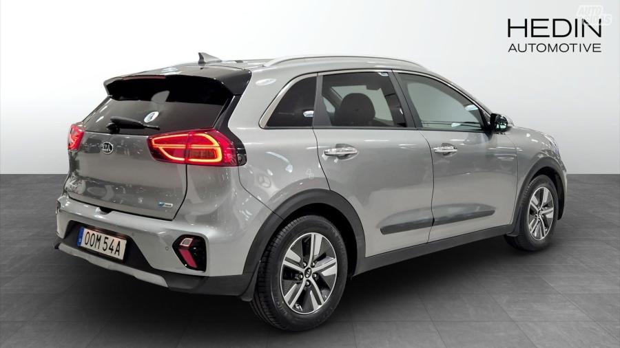 Grey Kia Niro 2021 in Kaunas, with an engine capacity of 0.00 L and mileage of 63 thousand km for 24397 €, photo 5 on AUTOMOTO.COM.LV