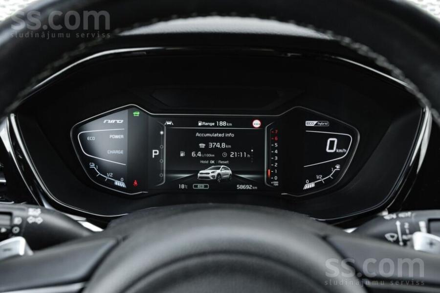 Grey Kia Niro 2021 in Riga, with an engine capacity of 1.60 L and mileage of 59 thousand km for 19850 €, photo 17 on AUTOMOTO.COM.LV