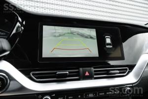 Grey Kia Niro 2021 in Riga, with an engine capacity of 1.60 L and mileage of 59 thousand km for 19850 €, photo 18 on AUTOMOTO.COM.LV