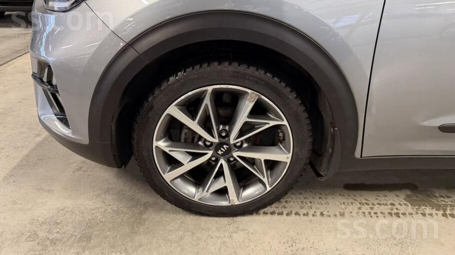 Pelēks Kia Niro 2021 Rīga, ar dzinēja tilpumu 1.60 L un nobraukumu 93 tūkst. km par 17900 €, foto 8 vietnē AUTOMOTO.COM.LV
