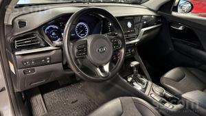 Pelēks Kia Niro 2021 Rīga, ar dzinēja tilpumu 1.60 L un nobraukumu 93 tūkst. km par 17900 €, foto 12 vietnē AUTOMOTO.COM.LV