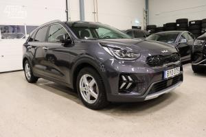 Grey Kia Niro 2022 in Kaunas, with an engine capacity of 0.00 L and mileage of 73 thousand km for 25366 €, photo 2 on AUTOMOTO.COM.LV