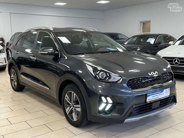 Pelēks Kia Niro 2022 Kauņa, ar dzinēja tilpumu 1.60 L un nobraukumu 31 tūkst. km par 22266 €, foto 5 vietnē AUTOMOTO.COM.LV