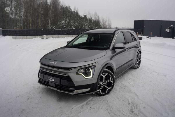 Pelēks Kia Niro 2022 Viļņa, ar dzinēja tilpumu 1.58 L un nobraukumu 104 tūkst. km par 19950 €, foto 8 vietnē AUTOMOTO.COM.LV