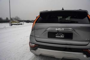 Grey Kia Niro 2022 in Vilnius, with an engine capacity of 1.58 L and mileage of 104 thousand km for 19950 €, photo 11 on AUTOMOTO.COM.LV