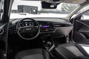 Grey Kia Niro 2022 in Vilnius, with an engine capacity of 1.58 L and mileage of 104 thousand km for 19950 €, photo 14 on AUTOMOTO.COM.LV