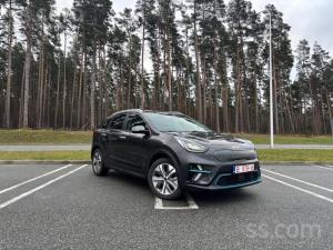 Серый Киа Niro 2022 в Рига, объемом двигателя 0.00 л и пробегом 71 тыс. км за 24200 €, фото 5 на AUTOMOTO.COM.LV