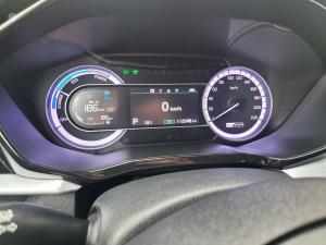 Grey Kia Niro 2022 in Vilnius, with an engine capacity of 1.58 L and mileage of 113 thousand km for 15999 €, photo 18 on AUTOMOTO.COM.LV