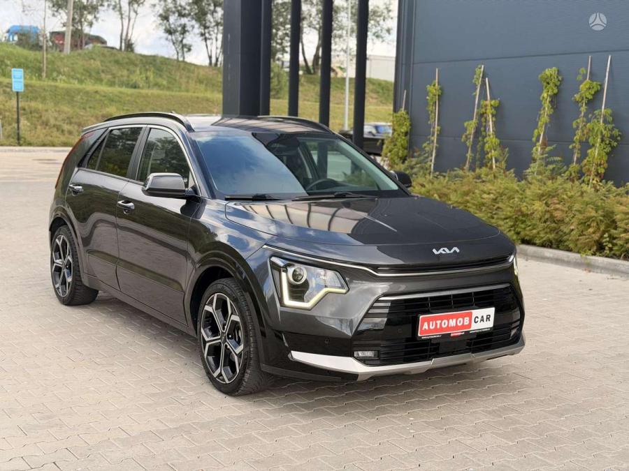 Pelēks Kia Niro 2022 Viļņa, ar dzinēja tilpumu 1.59 L un nobraukumu 107 tūkst. km par 20500 €, foto 4 vietnē AUTOMOTO.COM.LV