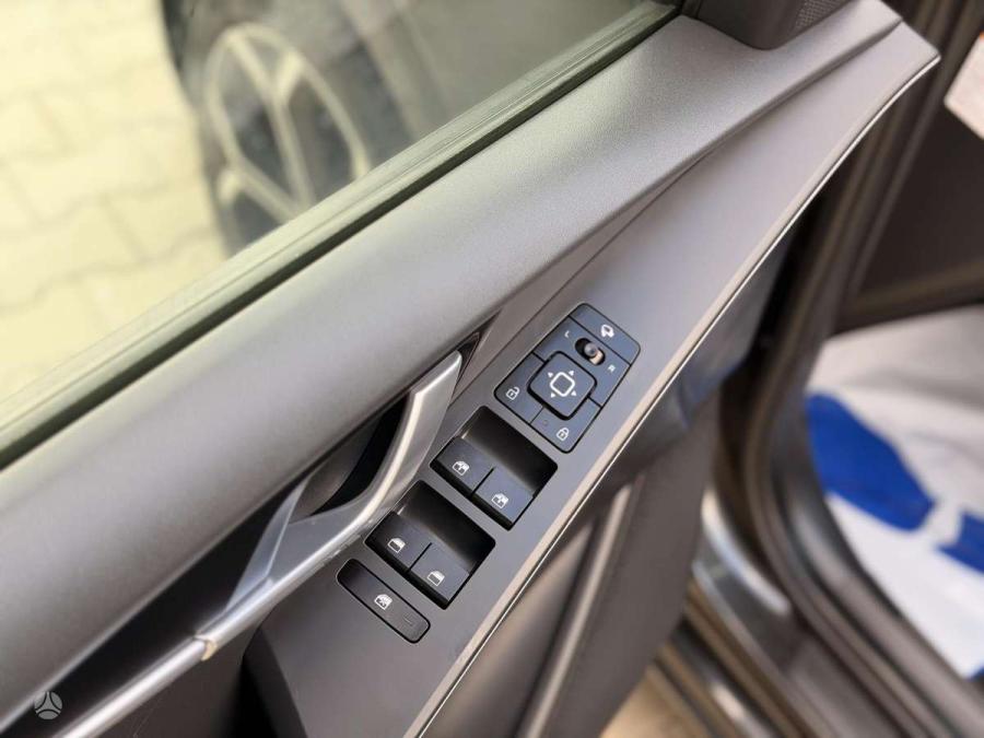 Pelēks Kia Niro 2022 Viļņa, ar dzinēja tilpumu 1.59 L un nobraukumu 107 tūkst. km par 20500 €, foto 12 vietnē AUTOMOTO.COM.LV