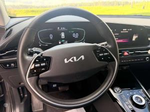 Pelēks Kia Niro 2022 Viļņa, ar dzinēja tilpumu 1.59 L un nobraukumu 107 tūkst. km par 20500 €, foto 29 vietnē AUTOMOTO.COM.LV